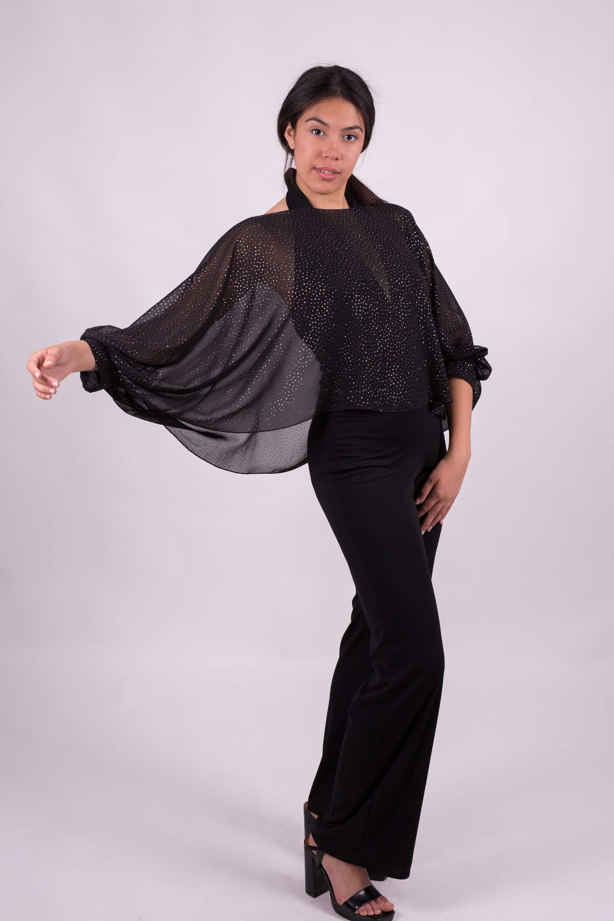 Capa de Fiesta Negro con Brillo de Colores Aurora – MR Complements